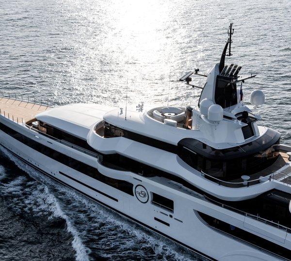 Yacht LADY S, Feadship | CHARTERWORLD Luxury Superyacht Charters